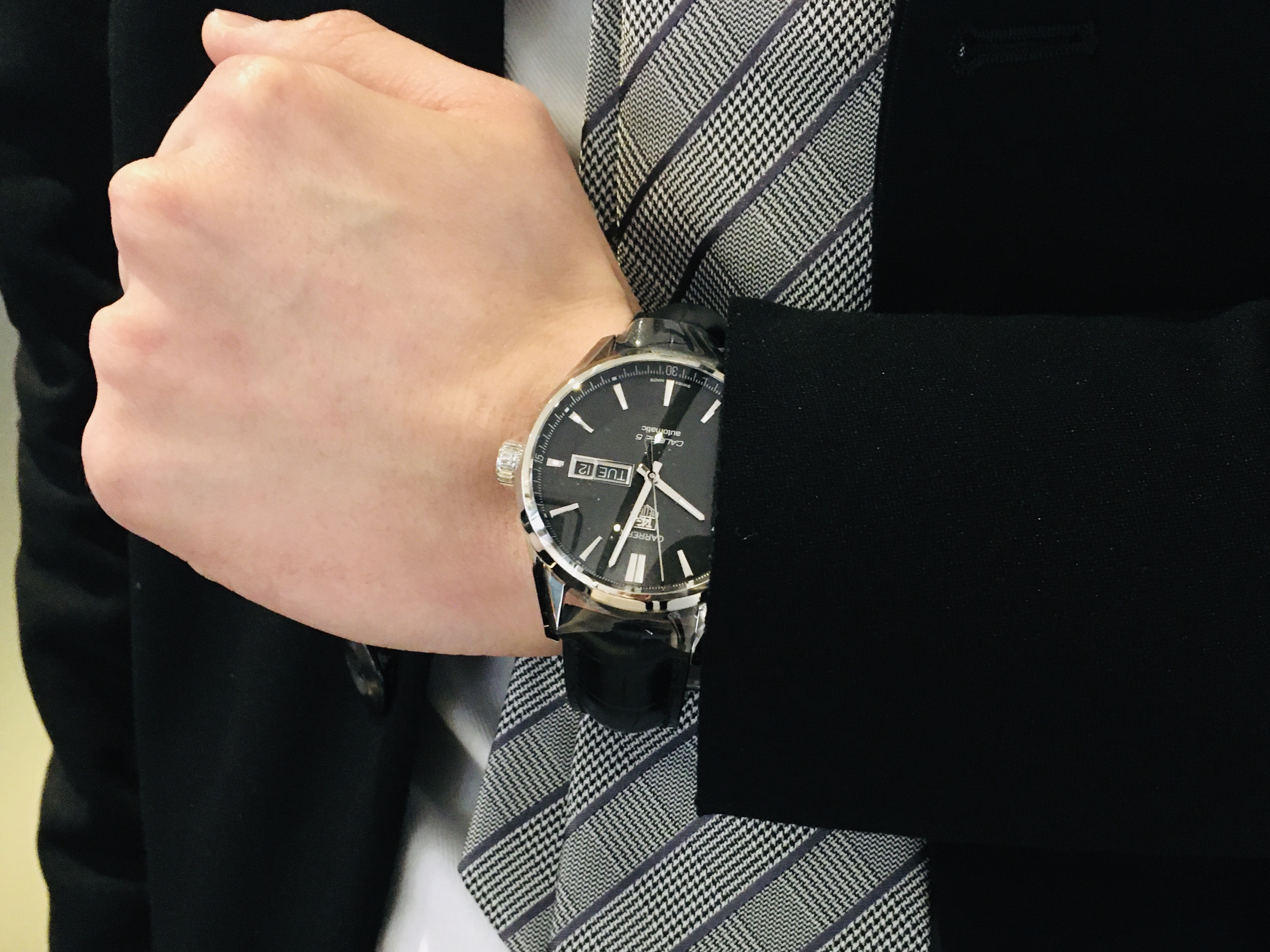 BPスタッフが選ぶ！ビジネスマンにオススメモデル3選！ - THREEC | ウブロ,オメガ,カルティエ,タグホイヤー,ブライトリングなど高級時計やメガネなどの正規代理店です ...